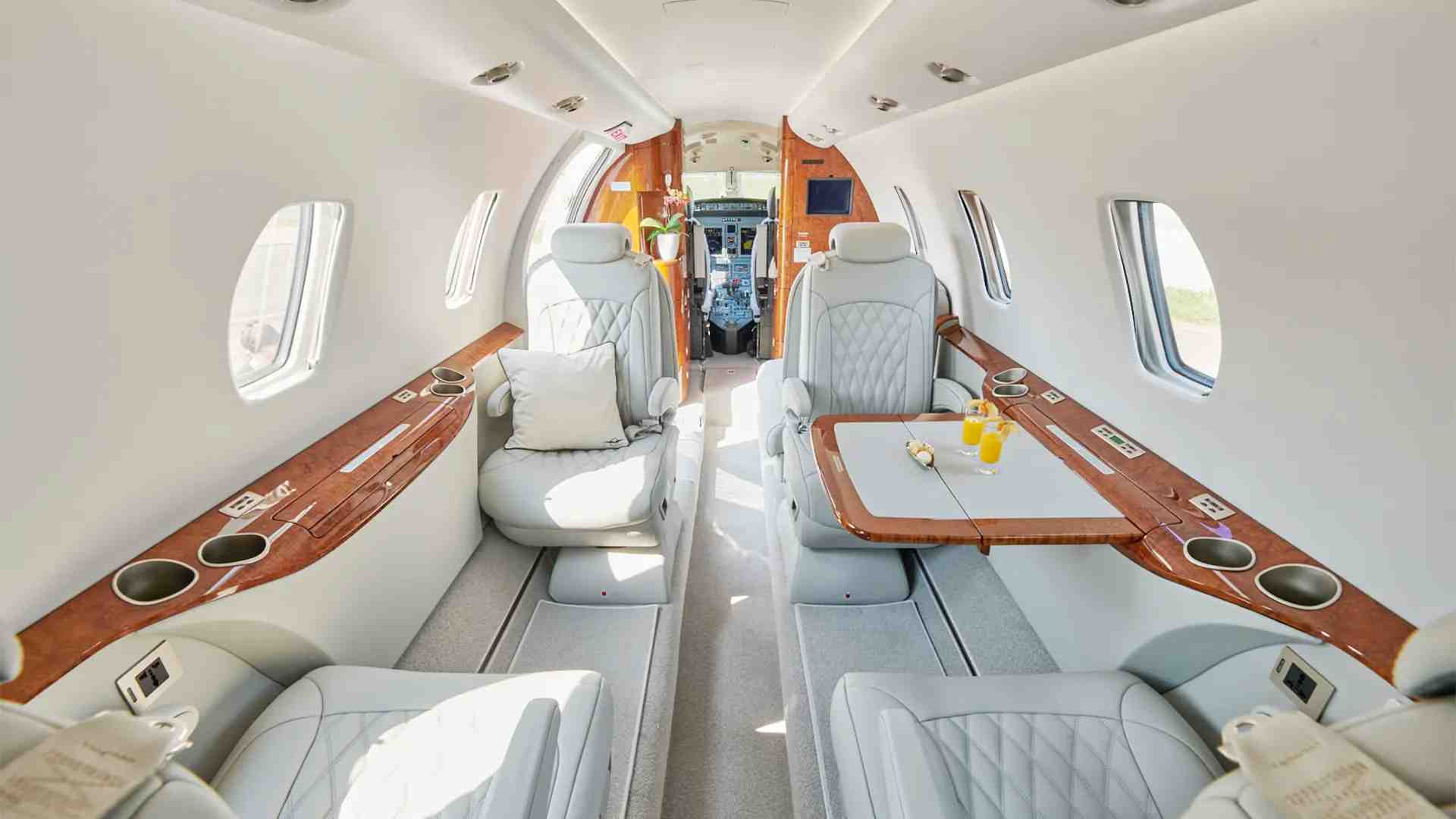 JetZen - A better way to fly private.